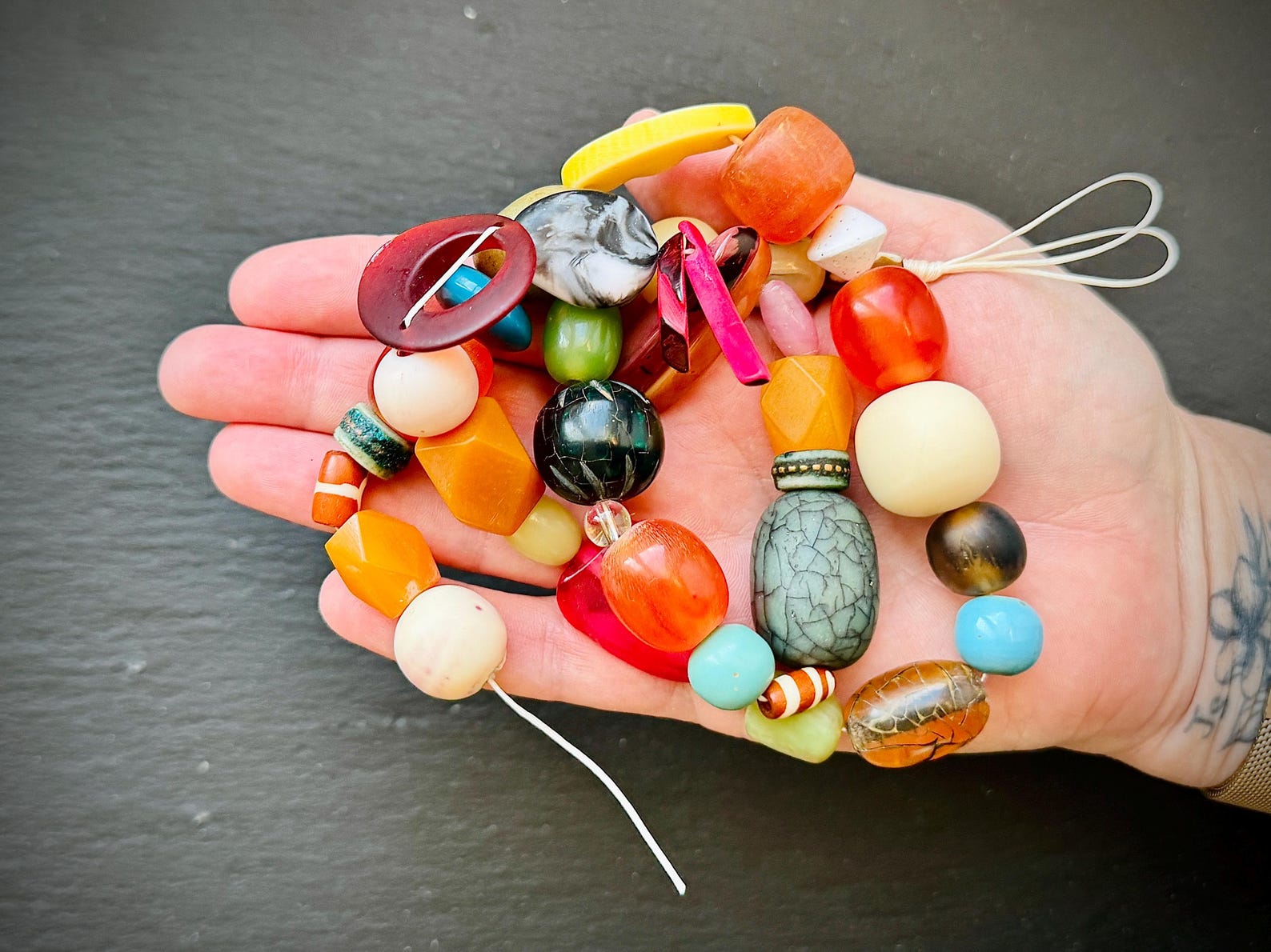 MIXED ACRYLIC BEADS || Mixed Lot || 24 Inch Strands || Approximately 40 ...