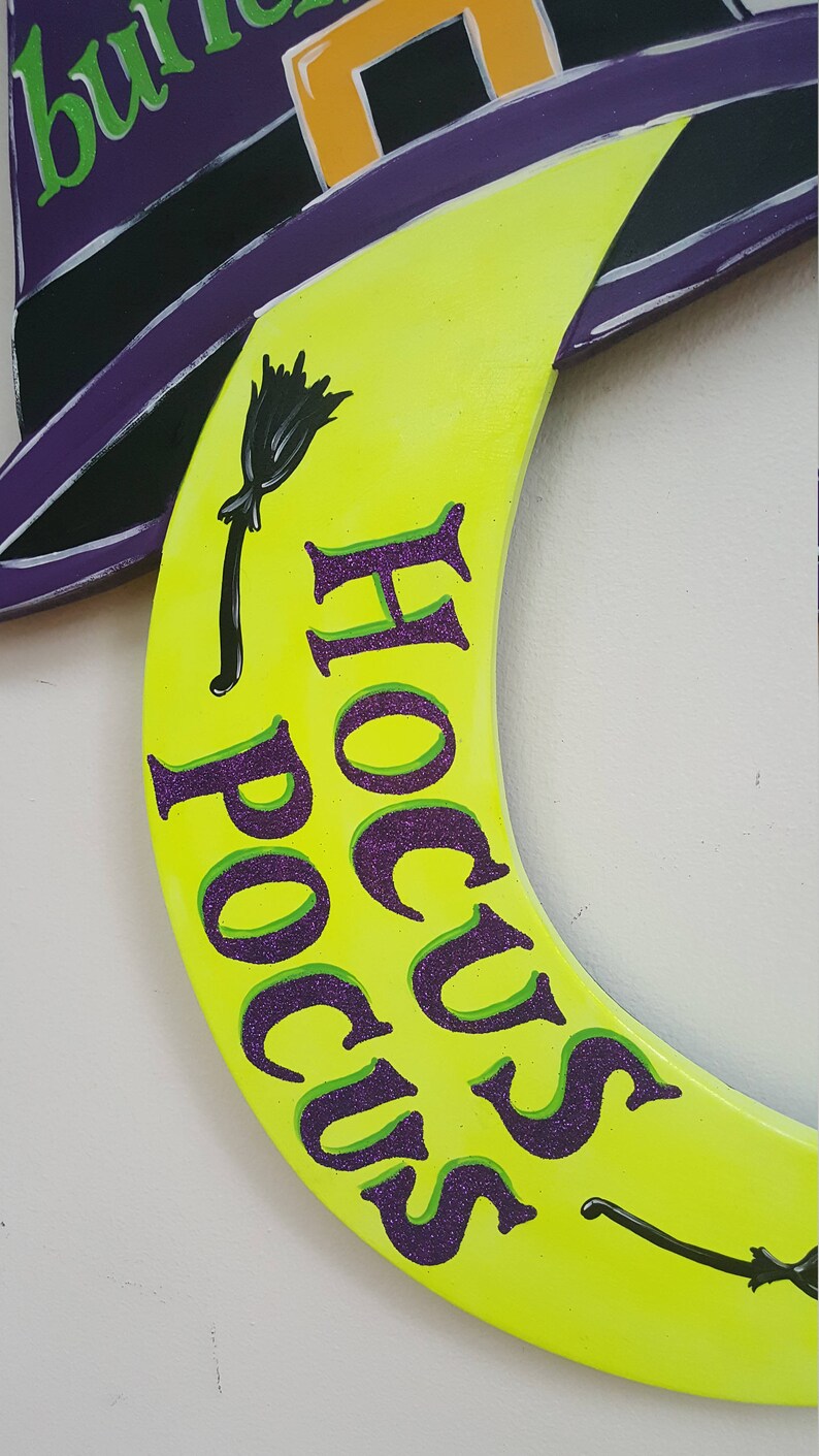 Hocus Pocus Glow in the Dark Moon and Hat Door Hang - Etsy
