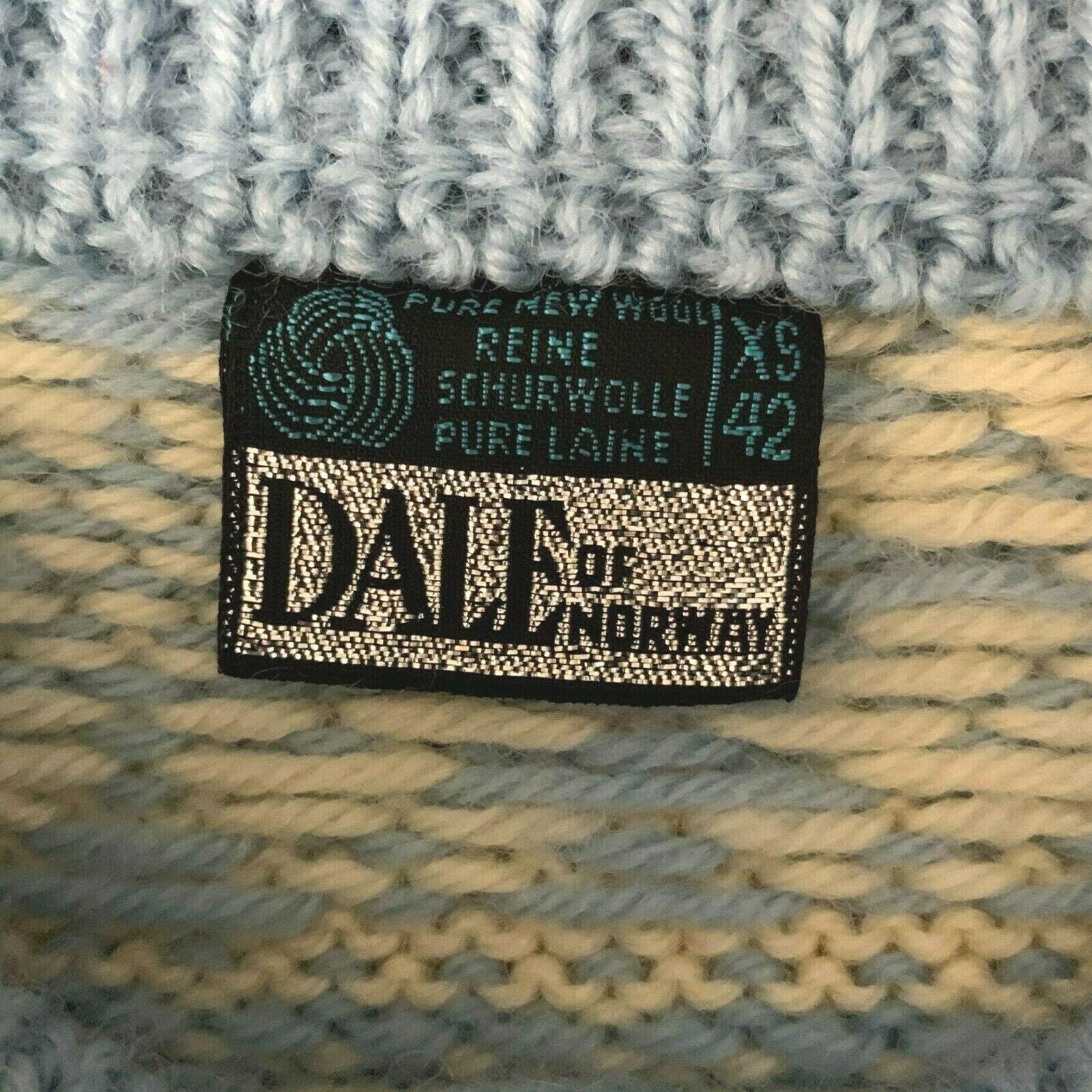 Vintage 60s Dale of Norway Cardigan Sweater XS Cream Knit Vintage 60s Dale of Norway Cardigan Sweater XS Cream Knit