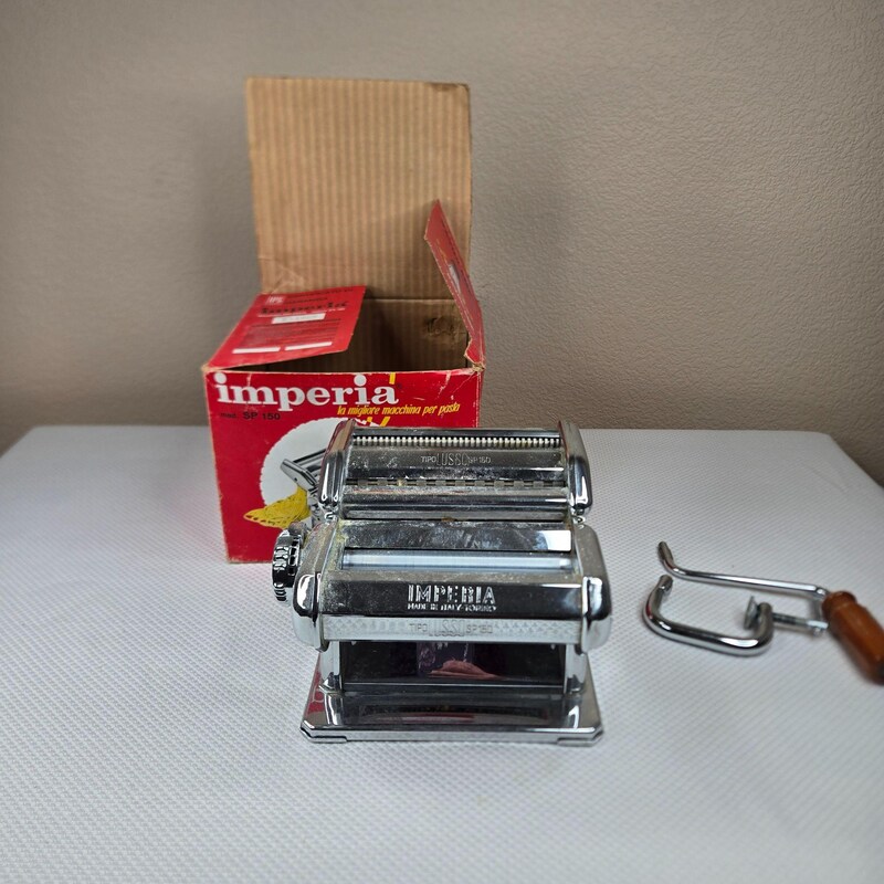 Vintage Pasta Maker - Etsy