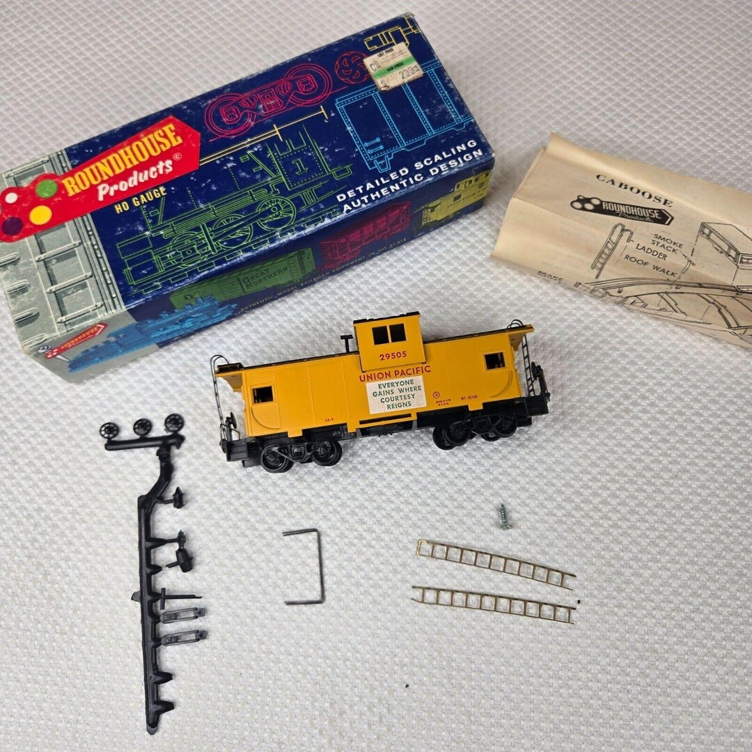 Vintage Roundhouse HO Scale Union Pacific Caboose Model Train - Etsy