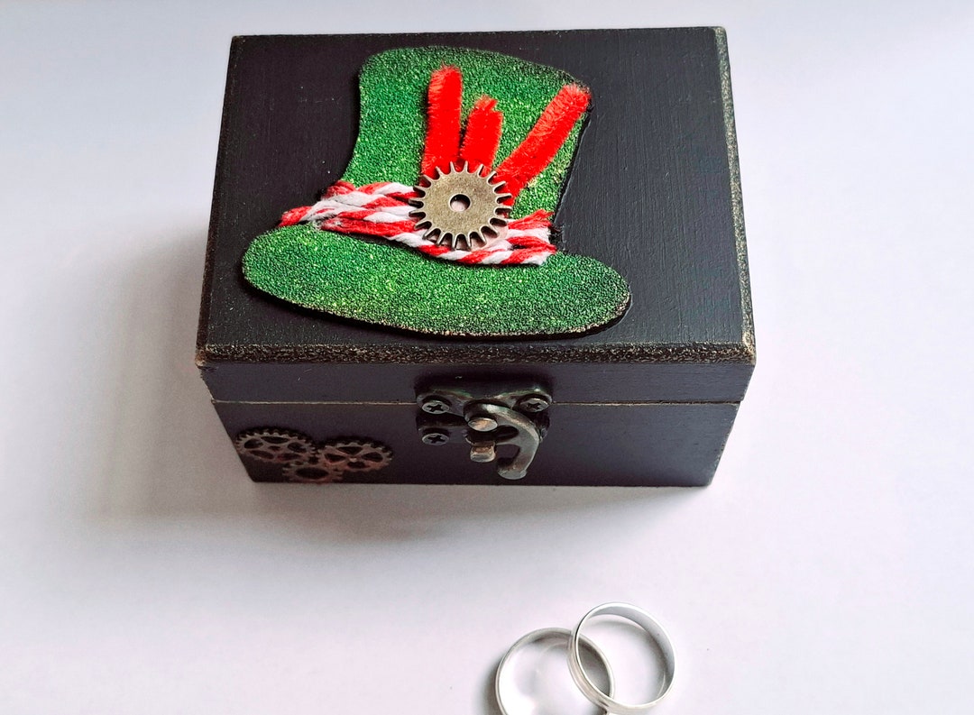 Mad Hatter Gift Box, We're All Mad Here, Mad Hatter Decor, Goth Mad ...