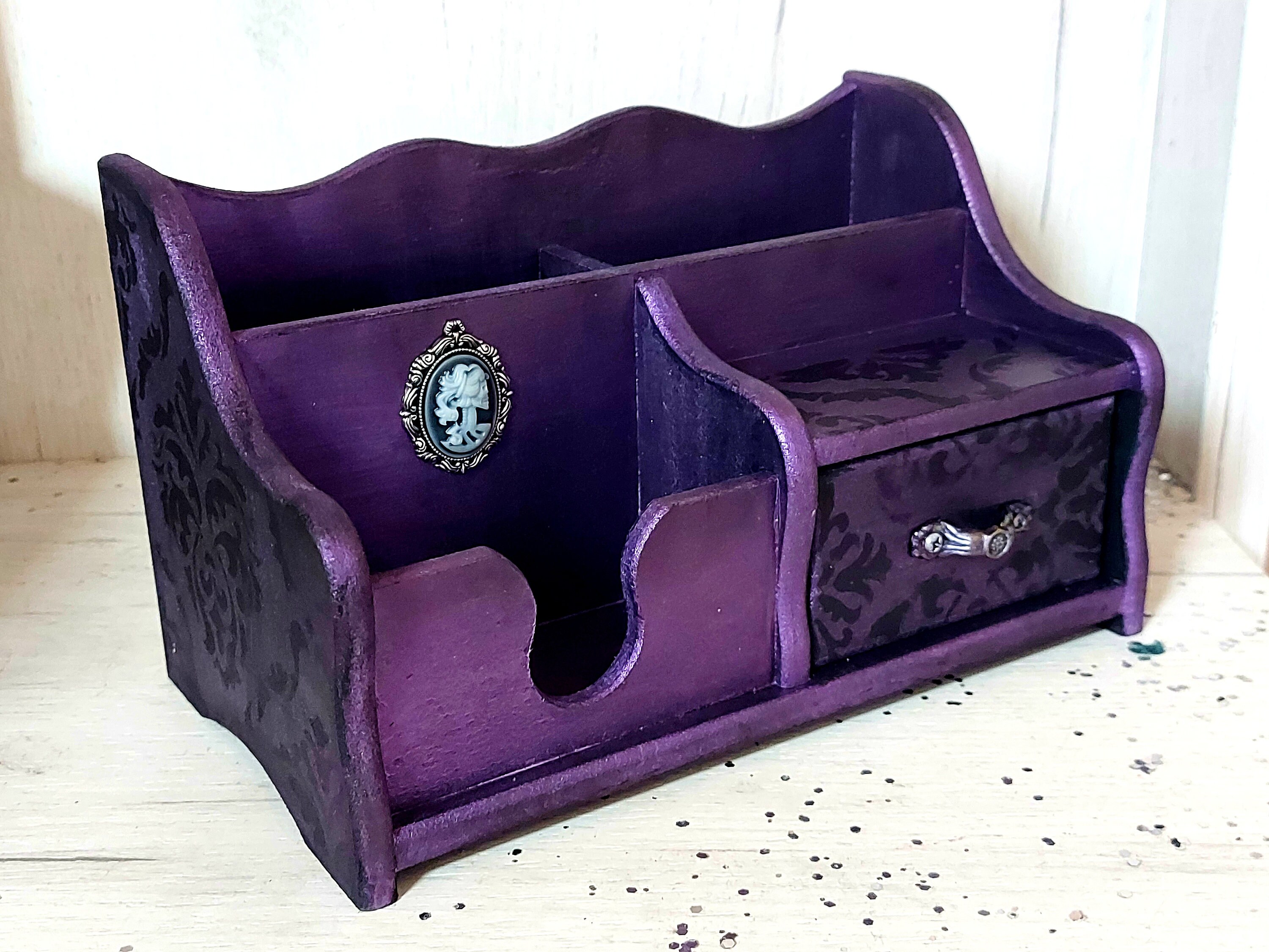 Gothic makeup holder Makeup organizer Goth skull organizer | Etsy