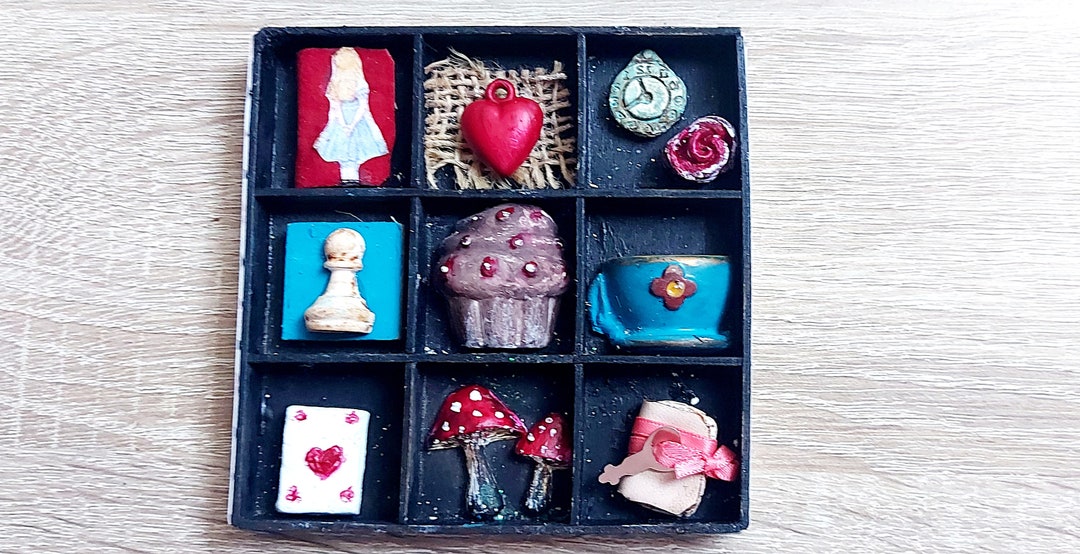 Alice Shadow Box, Alice Dollhouse, Alice's Miniature, Alice Miniature ...