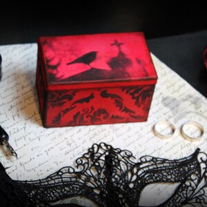 Red Vampire Box Raven Ring Box Gothic Decor Horror Box Vampire Wedding ...