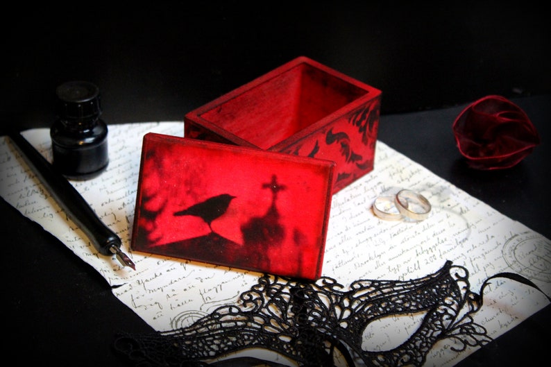 Red Vampire Box Raven Ring Box Gothic Decor Horror Box Vampire | Etsy