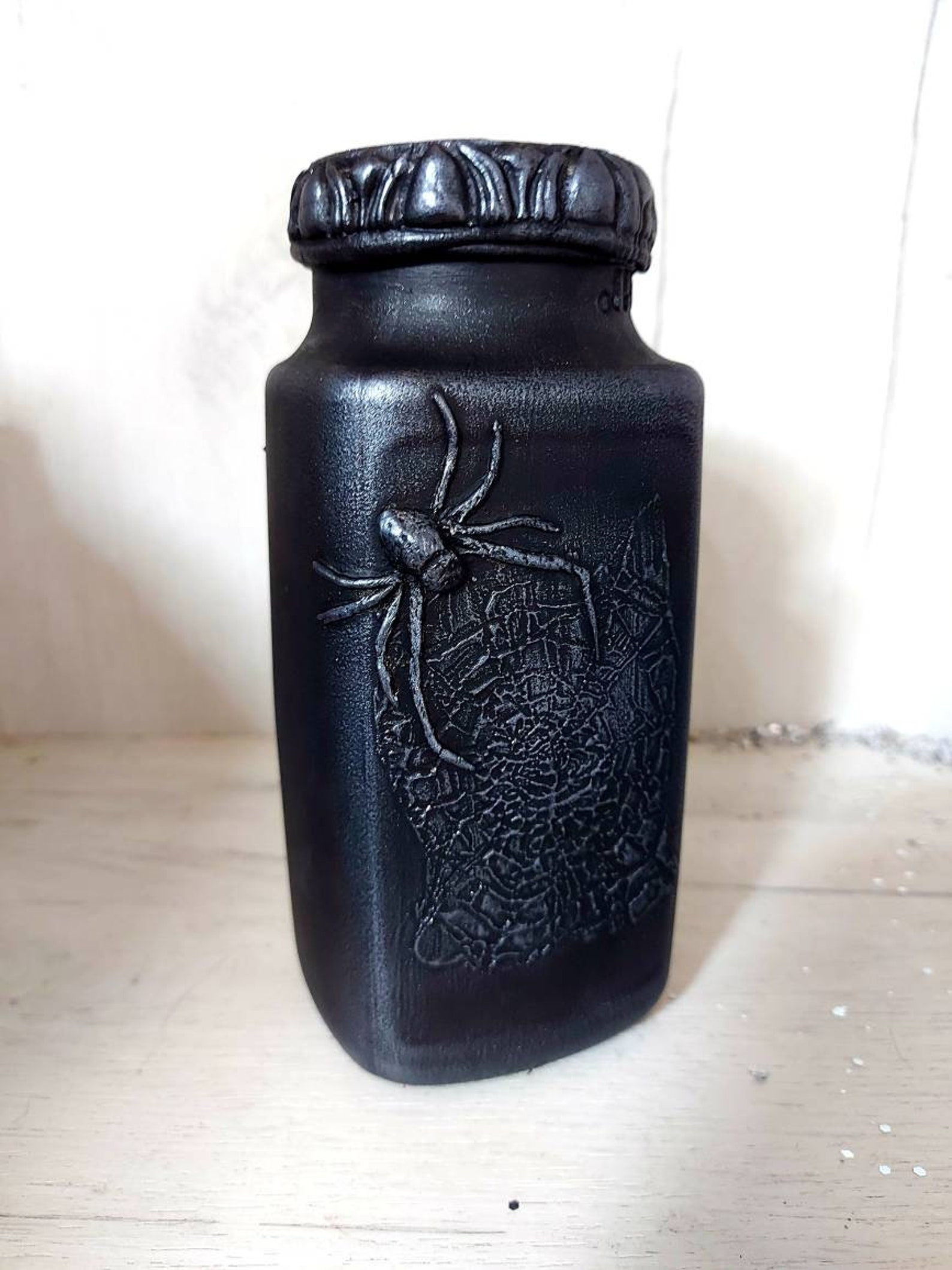 Gothic Spider Vase Spider Vase Decor Spiderweb Decor Gothic - Etsy