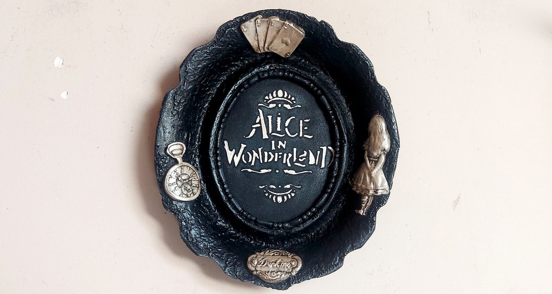 Alice in Wonderland, Alice Wall Frame, Alice Halloween Art, Gothic Alice Decor, Alice Wall Decor ...