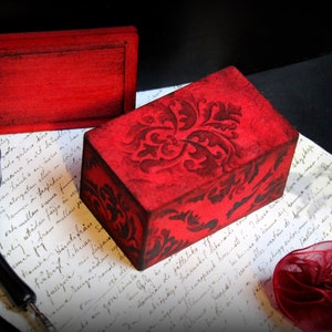 Red Vampire Box Raven Ring Box Gothic Decor Horror Box Vampire Wedding ...