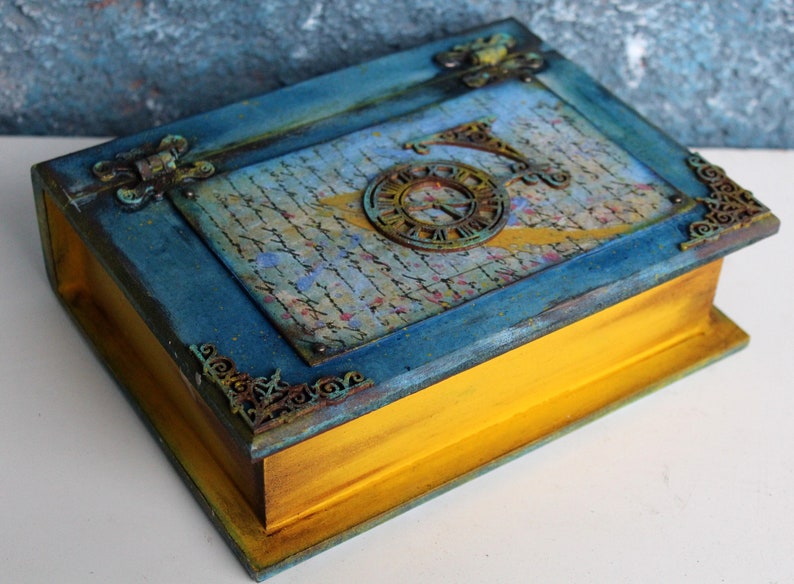 Wizard's book box Fairy tale decor Grimoire book box Time | Etsy