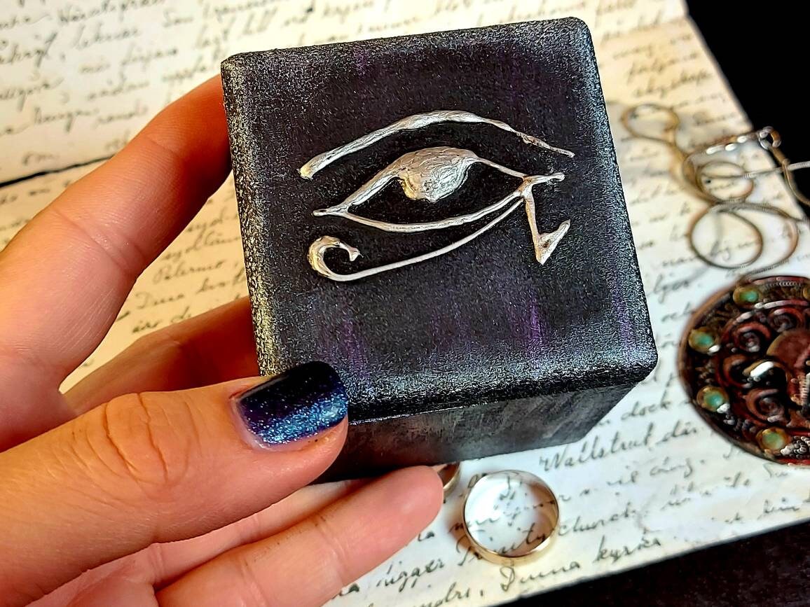 Jewelry Storage Home & Living Eye of Horus box Wedding ring box Ancient ...