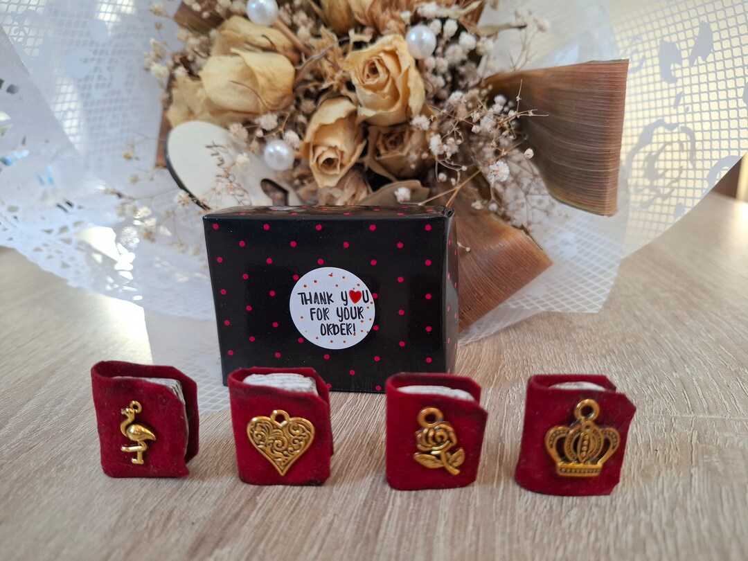 Alice Miniature, Alice Mini Books, Wonderland Books, Crown Mini Book ...