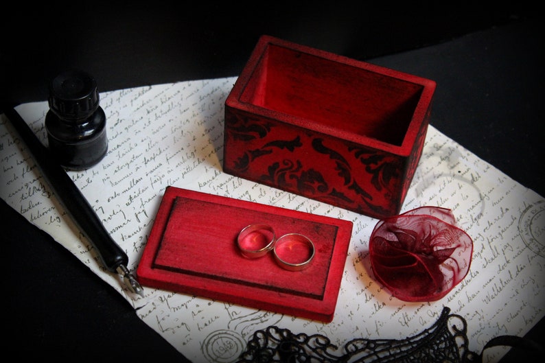 Red Vampire Box Raven Ring Box Gothic Decor Horror Box Vampire | Etsy