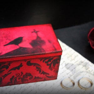 Red Vampire Box Raven Ring Box Gothic Decor Horror Box Vampire Wedding ...