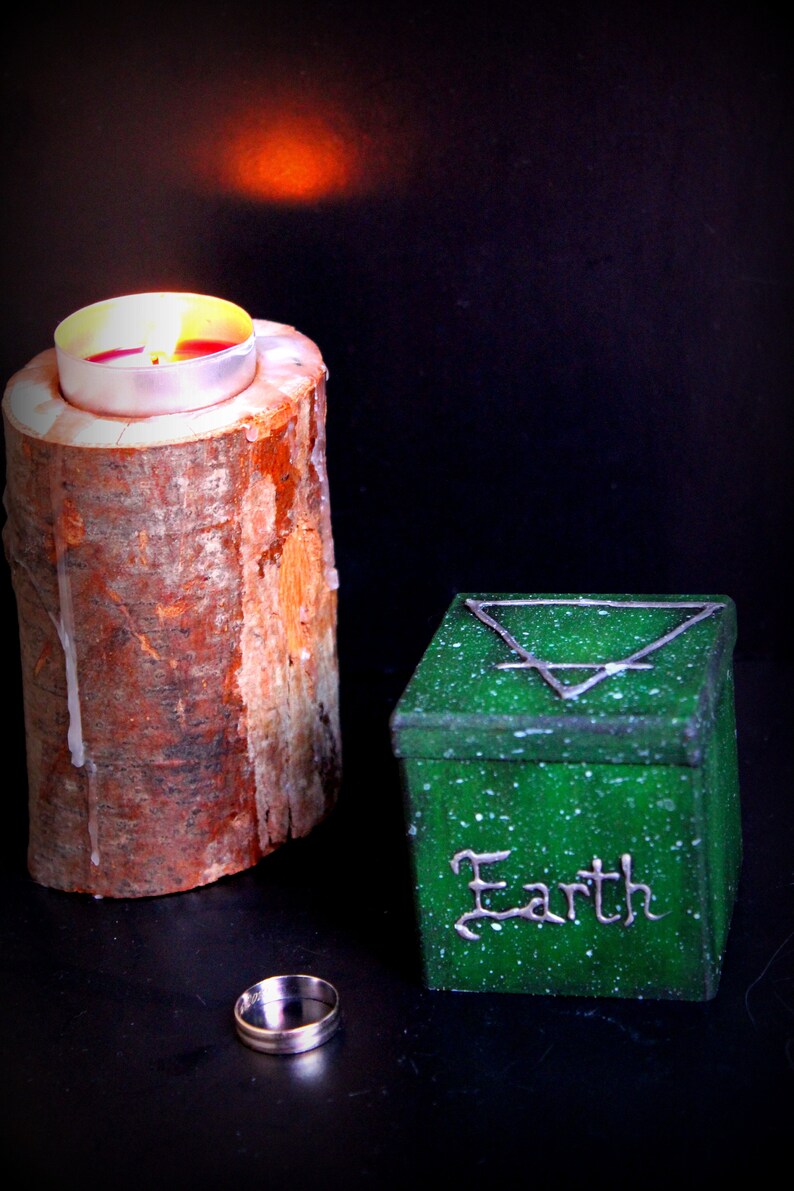 Earth green box Green witch box Forest green box Meditation | Etsy