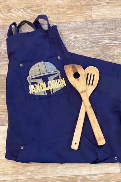 Custom Mandalorian Apron - Etsy