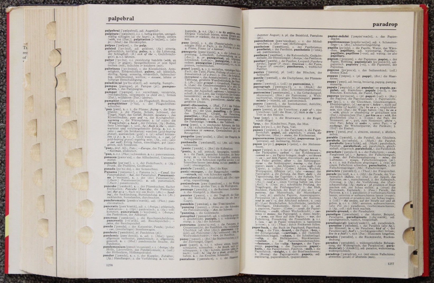 Cassell's German Dictionary 1982, Macmillan Publishing Co., Inc., Sixth ...