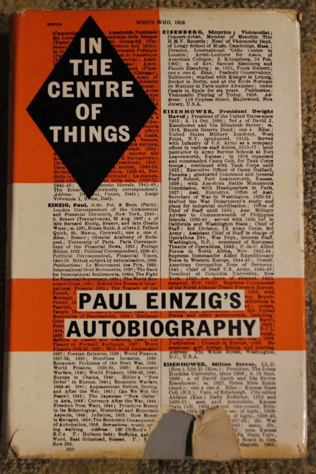 Két Motoros Rendőrnő Fékezte Meg Az Ollóval Fenyegetőző Terroristát ...