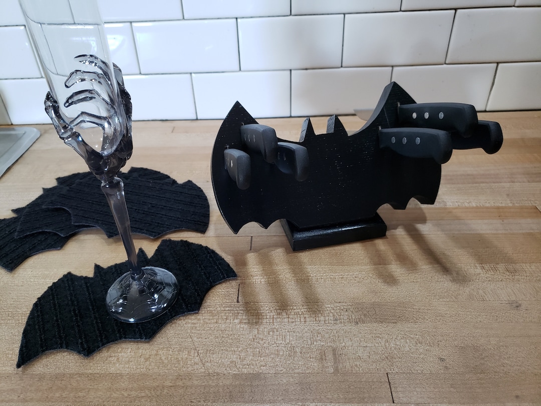 Bat Steak Knife Block Solid Hardwood 6 Knifes Included ( If Purchased ...
