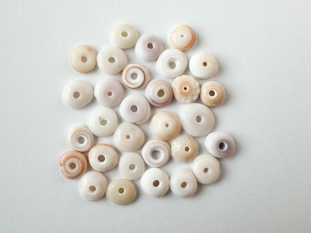 Hawaiian Puka Shells 30 Puka Shells Hawaii Jewelry Making 10-13 Mm ...