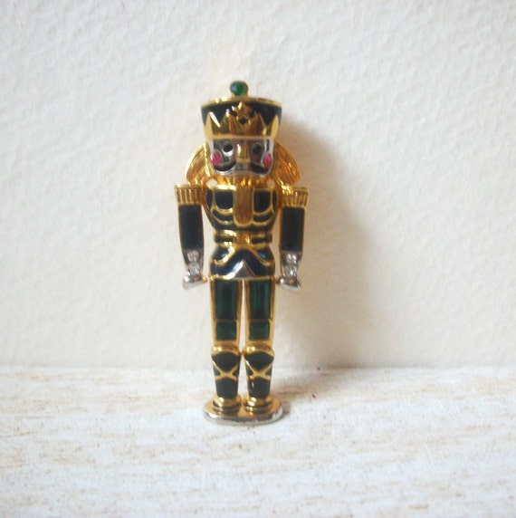 vintage monet signed nutcracker - Gem