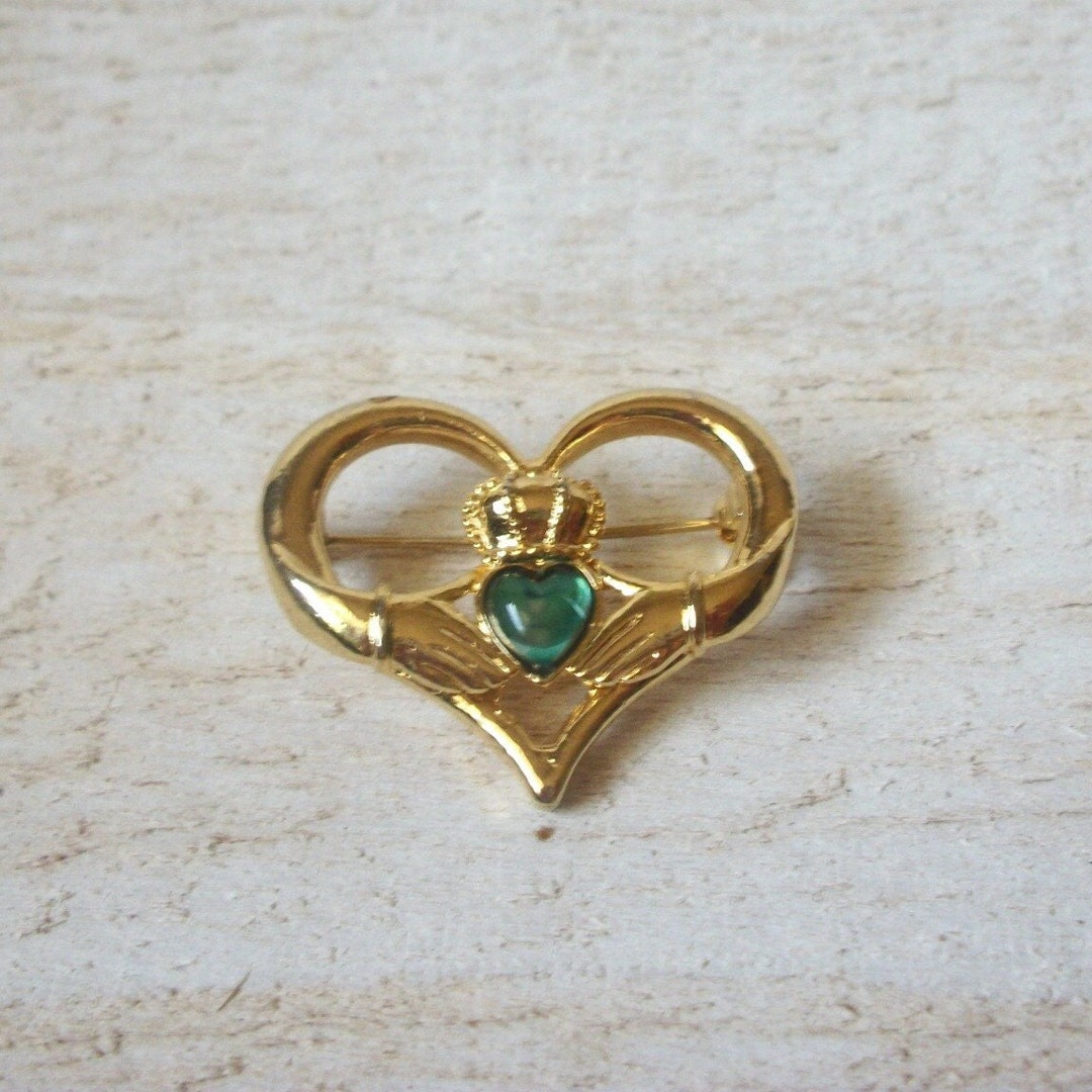 Vintage Claddagh Brooch Pin Heart Crown Hands Emerald Green Acrylic ...