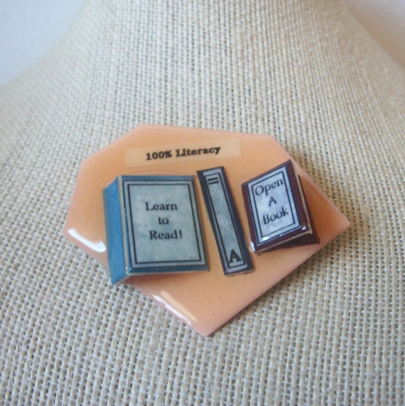 Vintage brooch, book pins - Gem