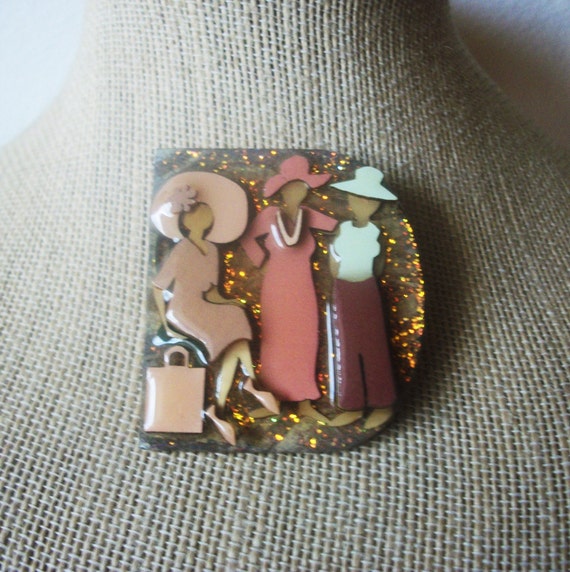 Pretty Vintage Lucinda Woman Pins, Three Best Friends… - Gem