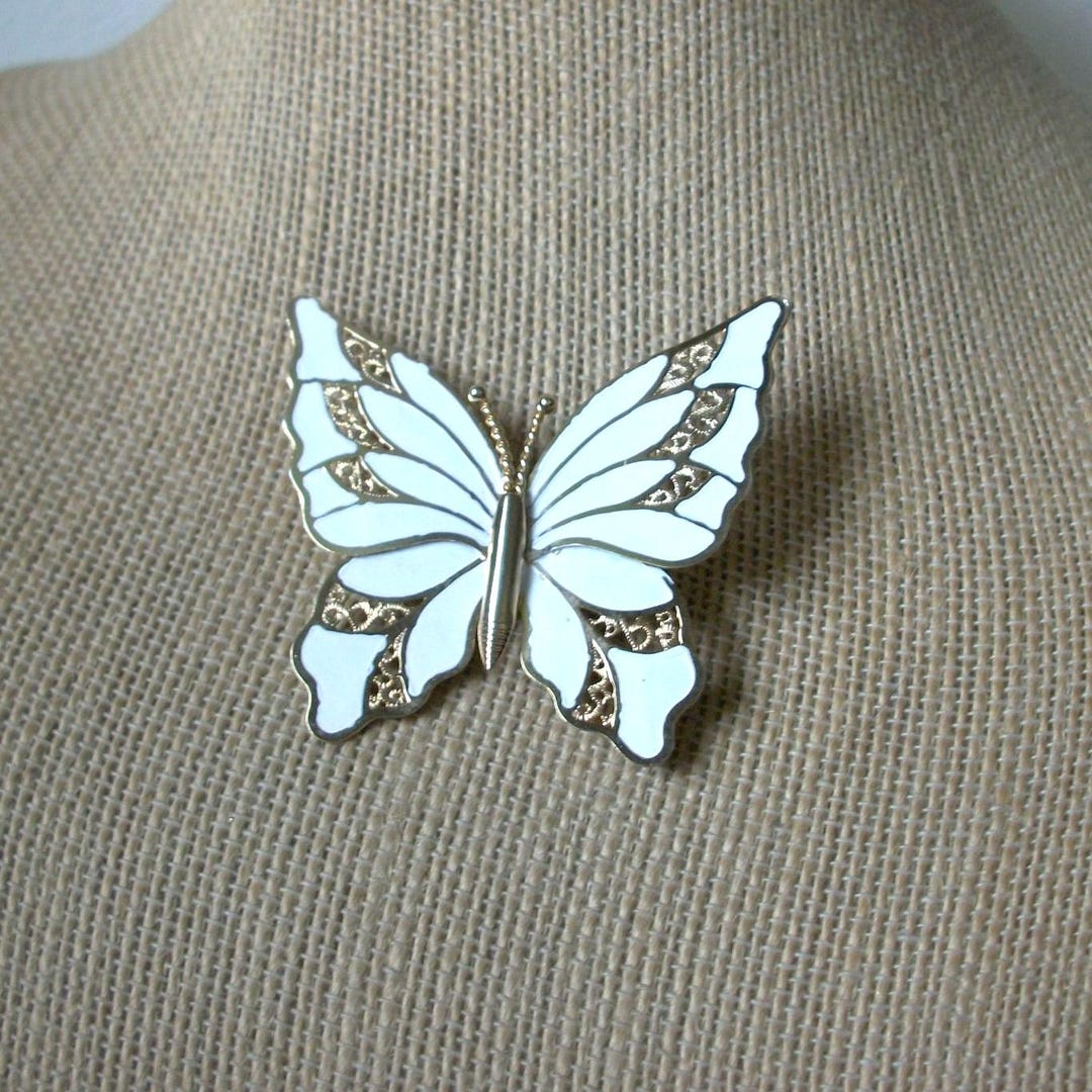 Vintage Brooch Pin, Thinner Metal Butterfly White Enameled Gold Tone ...