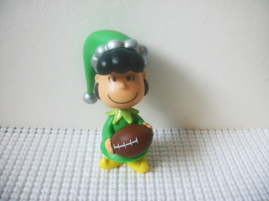 SOLD AS Peanuts Lucy From Charlie Brown in Elf Suit PVC Figure Cake ...
