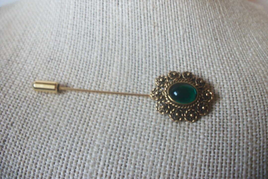 Vintage Jewelry Emerald Green Victorian Inspired Gold Tone STICK Pin ...