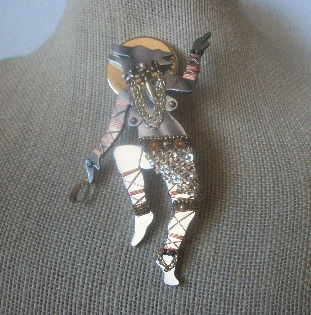 LIZ TECH Brooch La Loba (she Wolf) Large 3.75" X 1.75" Mirror Finish ...