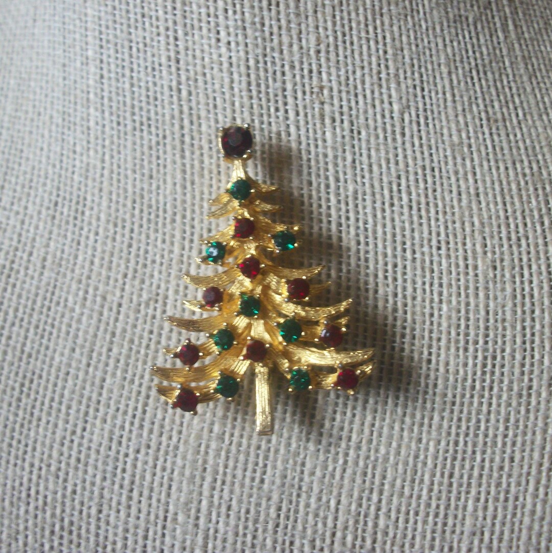 Vintage Brooch Signed MYLU Gold Tone Green Red Sparkling Rhinestones ...