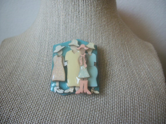 RARE Vintage Jewelry Woman Pins By Lucinda Day Off Wa… - Gem