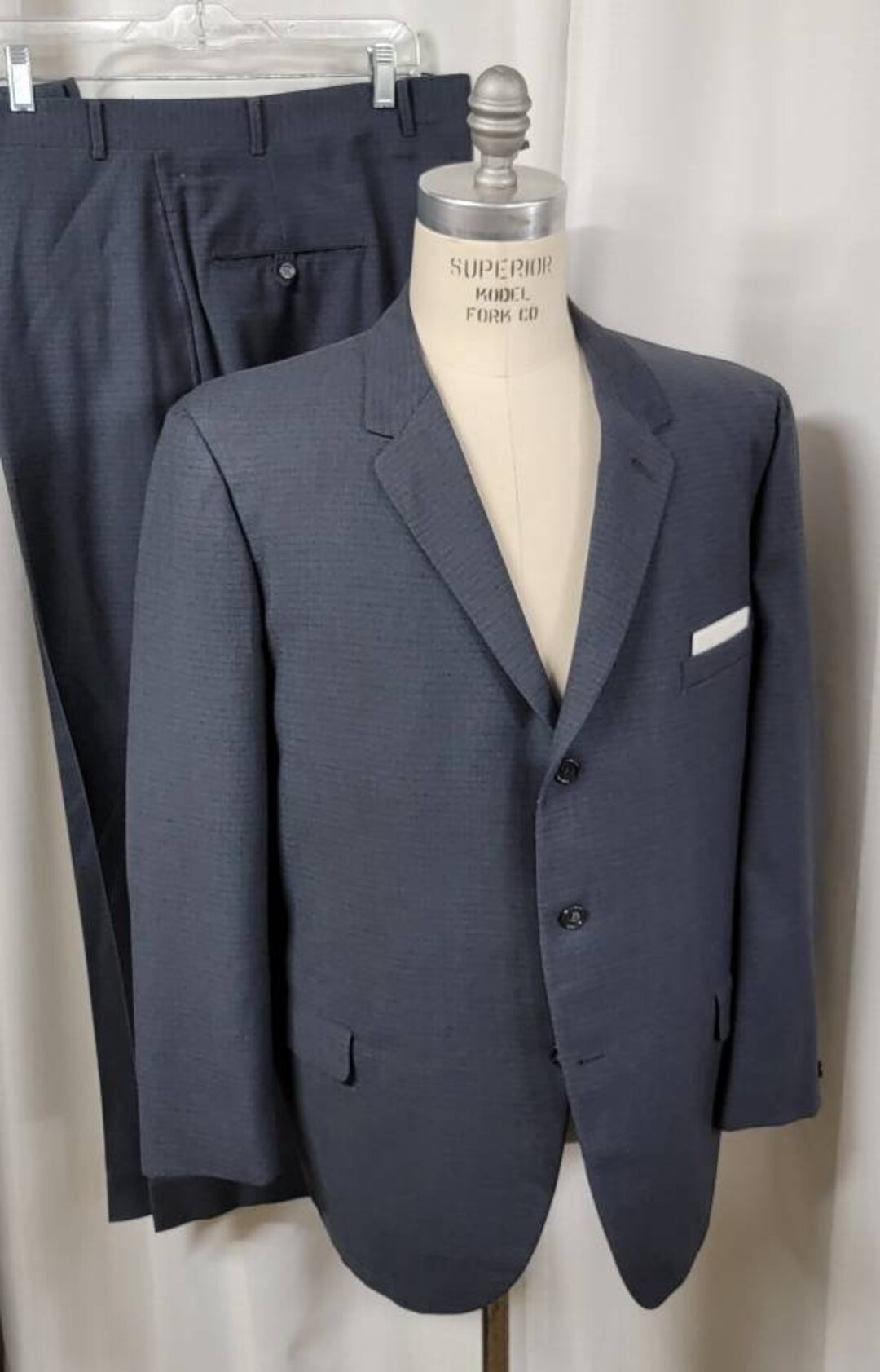 Mens ~ Vintage ~ Suit ~ Three ~ Button ~ Brent ~ Silver ~ Label ...