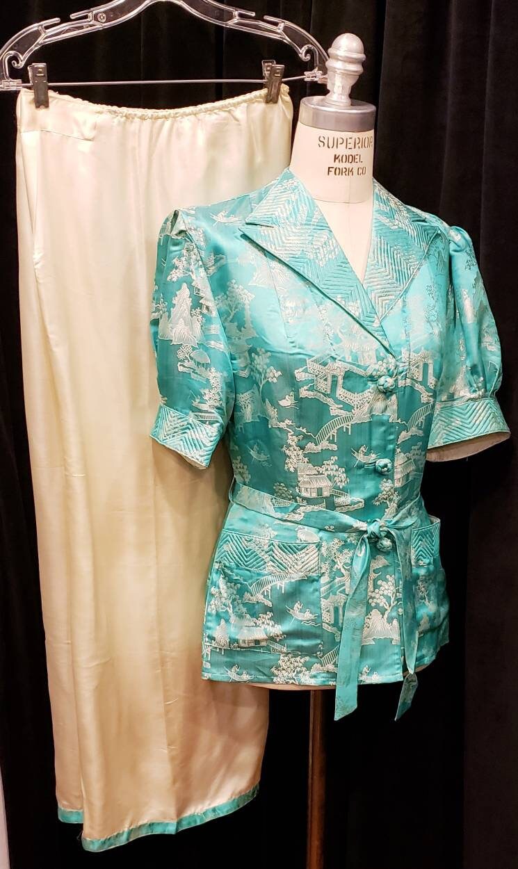 Fantastic 1930's 1940's Viva Las Vegas Pin up | Etsy