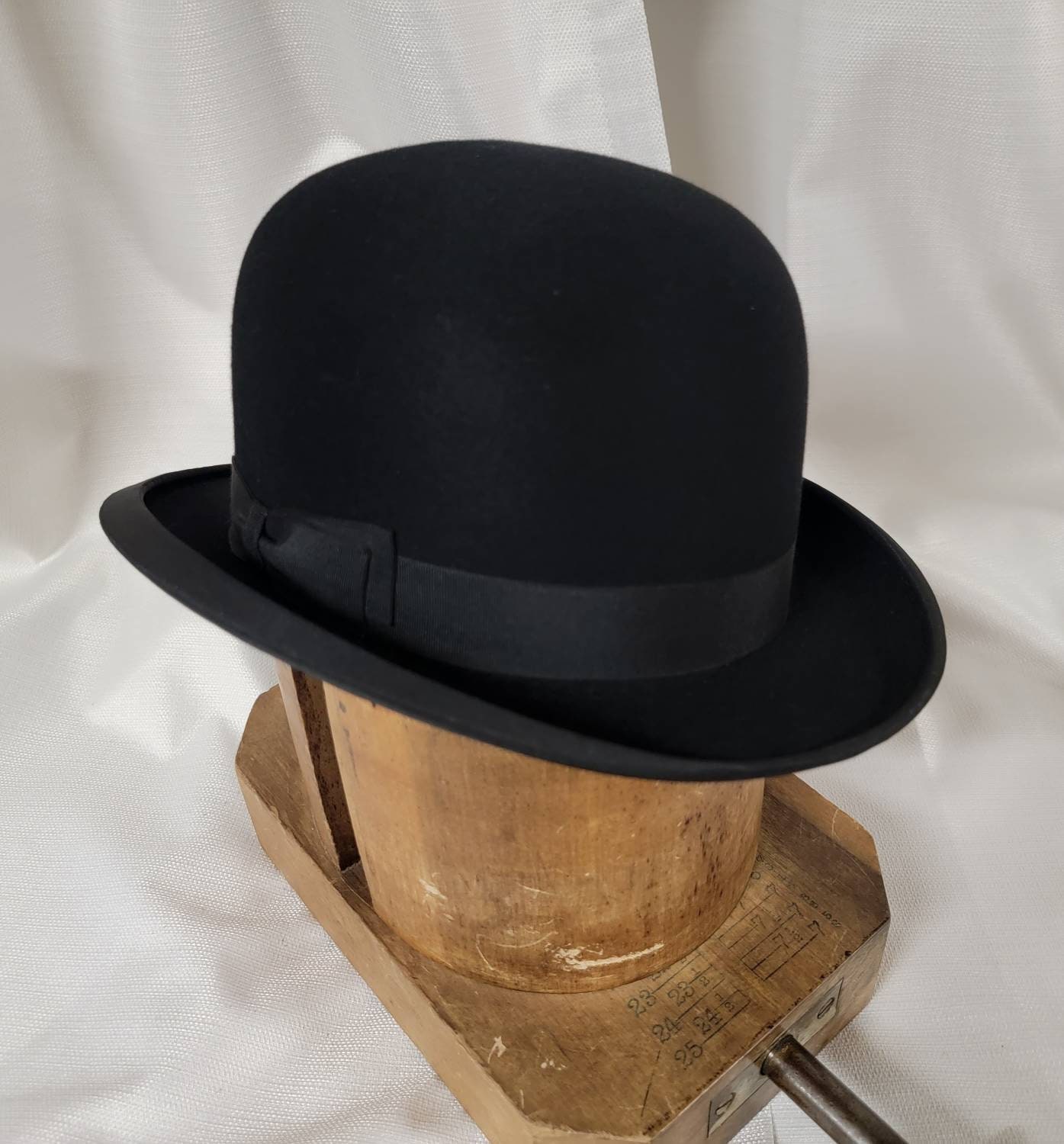 shop prices Vintage ~ Men's ~ Feather Weight Derby ~ Cort Exclusive ...