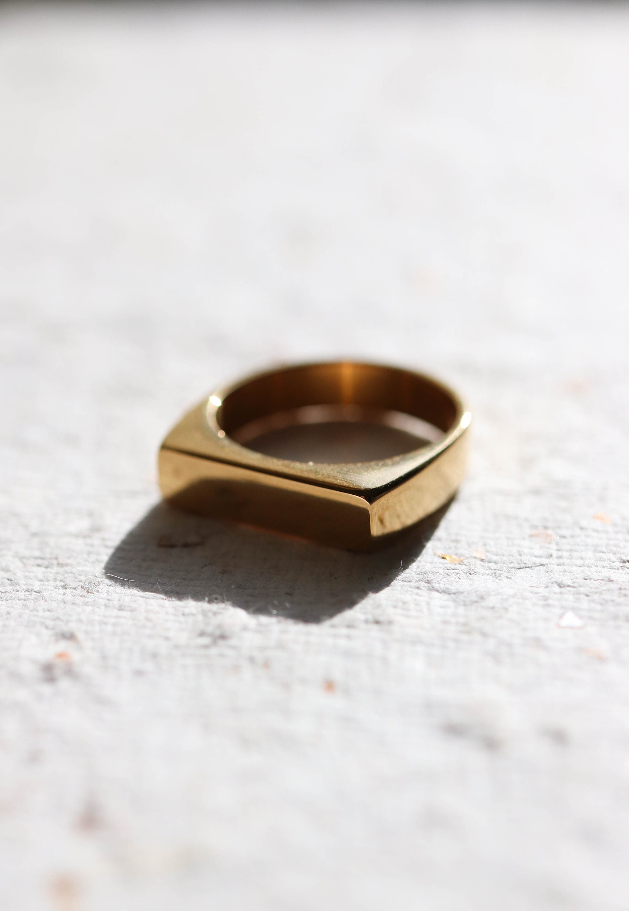 Devon Rectangle Minimal Shaped Gold Signet Ring Geometric | Etsy