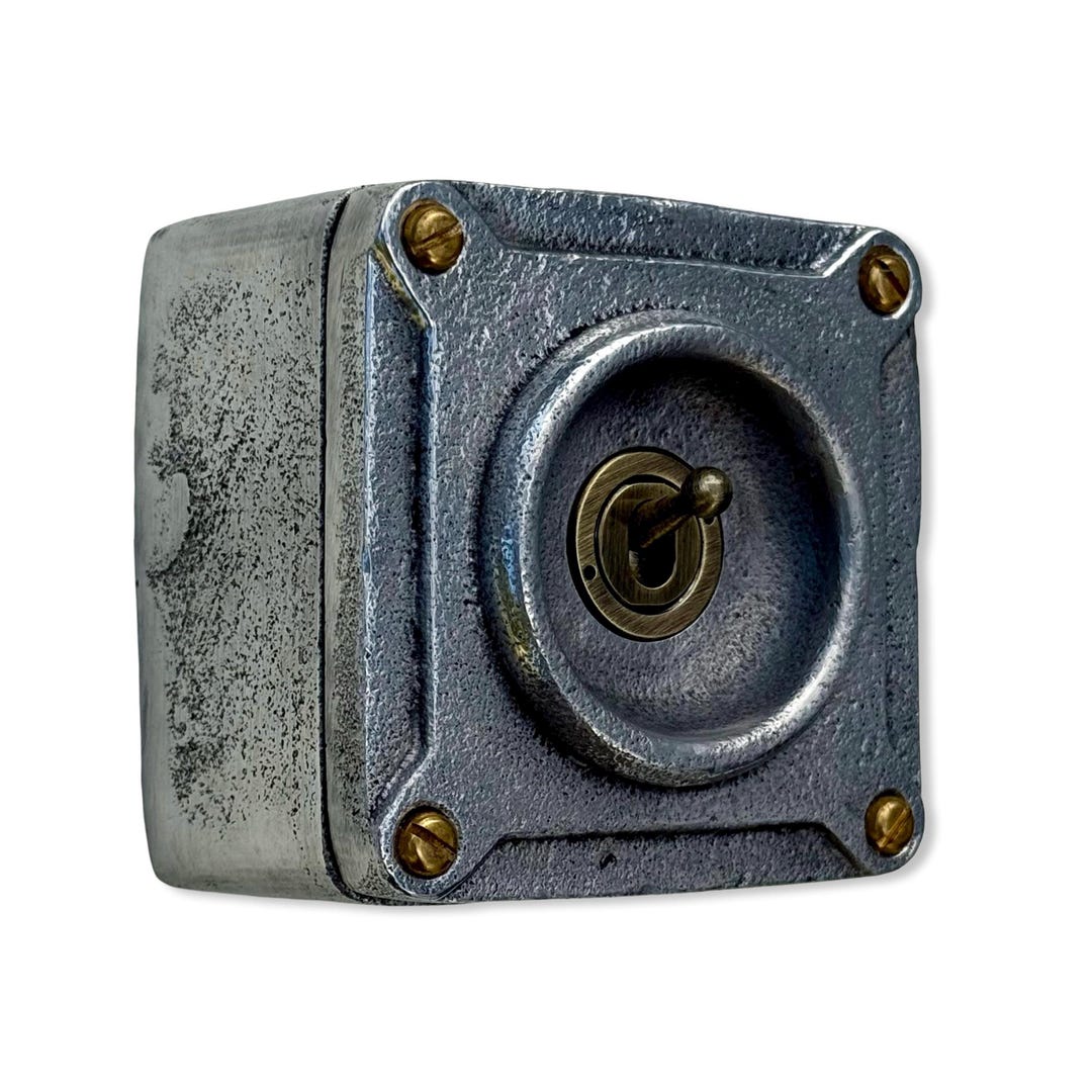 Single Gang Solid Metal Conduit Toggle Light Switch - Industrial ...