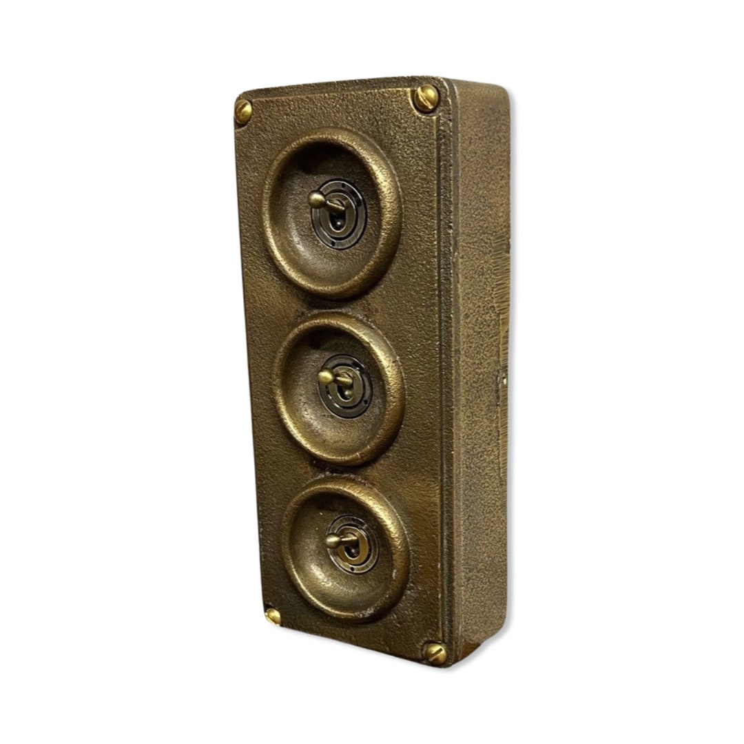3 Gang Solid Cast Bronze Metal Conduit Light Switch Industrial 2 Way ...