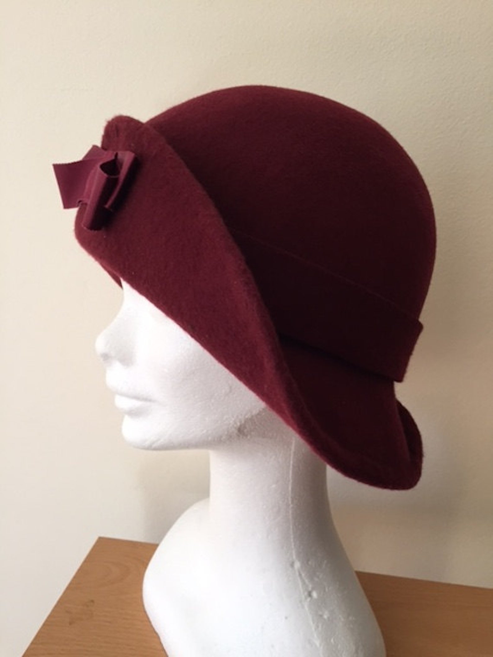 1920s Style Wine Felt Cloche Hat, Winter Cloche Hat, Retro Cloche ...