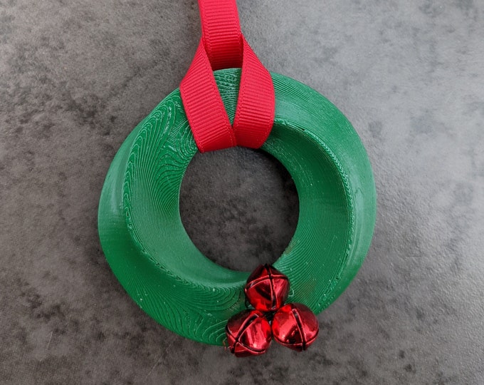 Möbius Wreath infinity Wreath Ornament - Etsy
