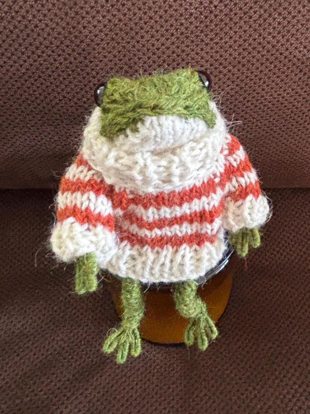 Hand Knitted Posable Frog in Sweater, MADE TO ORDER, Frog Toy, Cute ...