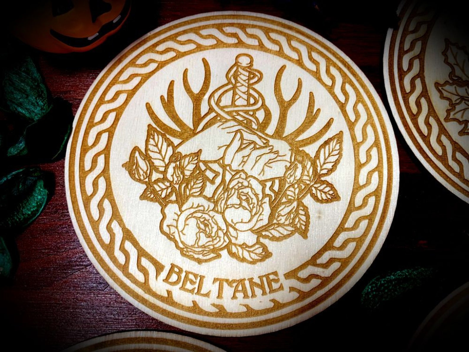 Ritual Plate Set With the 8 Pagan Sabba - Witch, Sorcery, Wicca, Wiccan ...