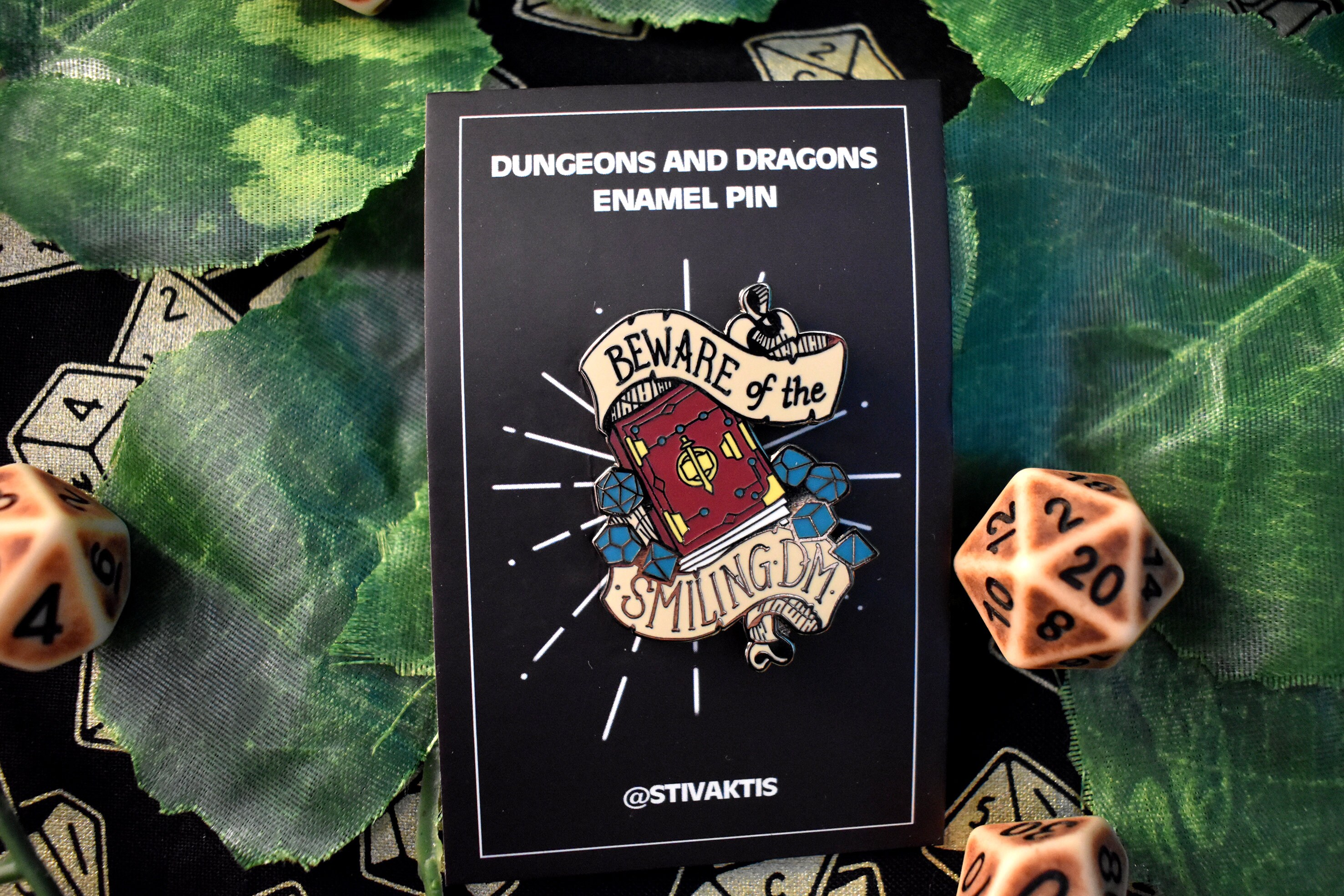 Dungeons and Dragons Dungeon Master Double Clutch Hard Enamel | Etsy