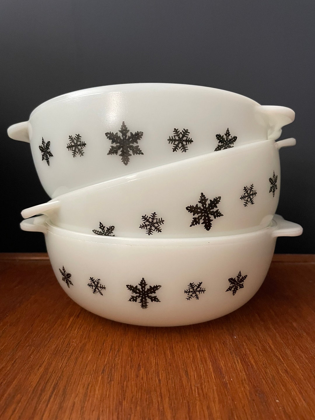 Set of Three Pyrex Snowflake Casserole Dishes - Etsy