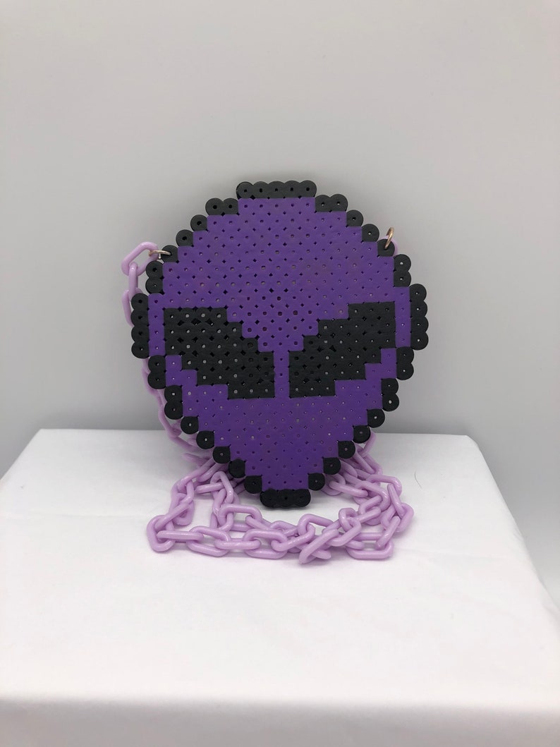 Alien Head Perler Bead Necklace - Etsy