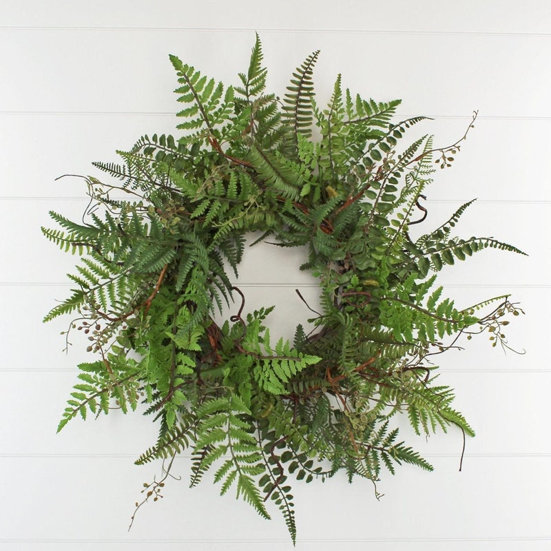 Outdoor Wreath - Etsy