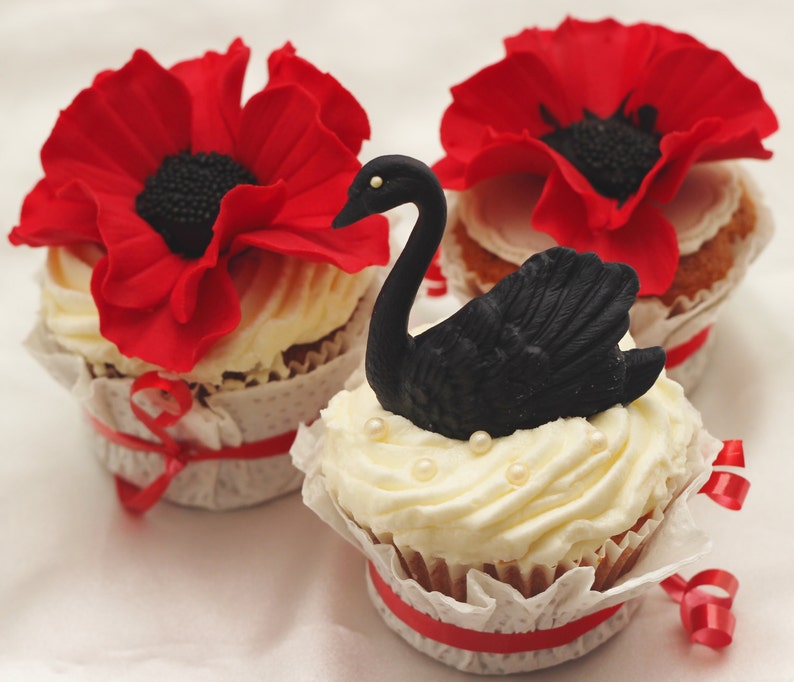 Wedding Swans Edible Cake Decoration. Hand Painted.sugar - Etsy