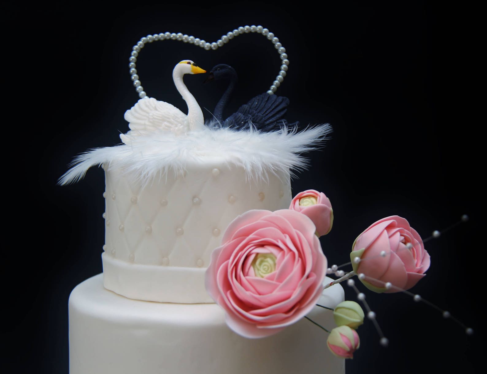 Wedding Swans Edible Cake Decoration. Hand Painted.sugar - Etsy